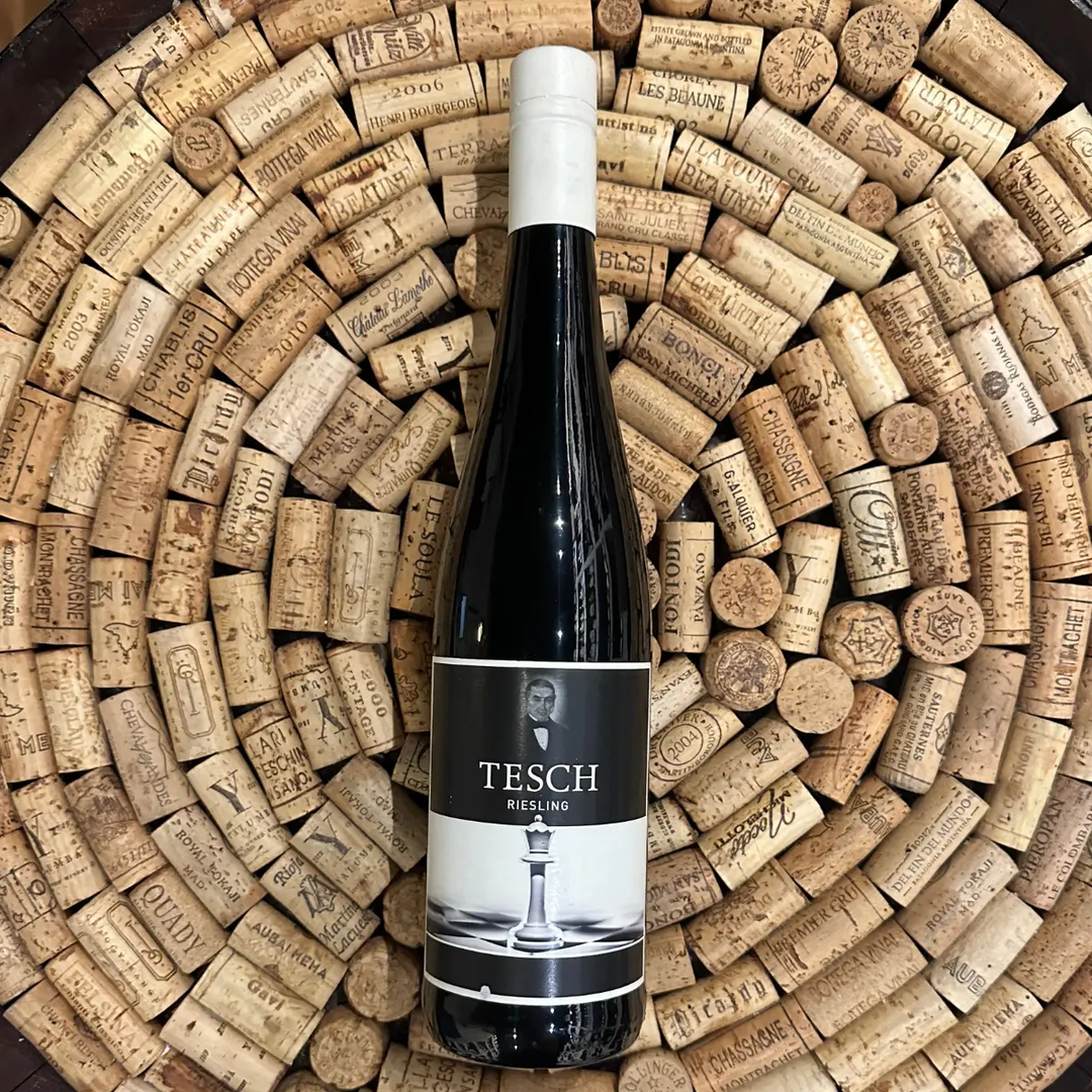2015 Queen of Whites Riesling Troken, Tesch - Wine Republic - Enoteca ...